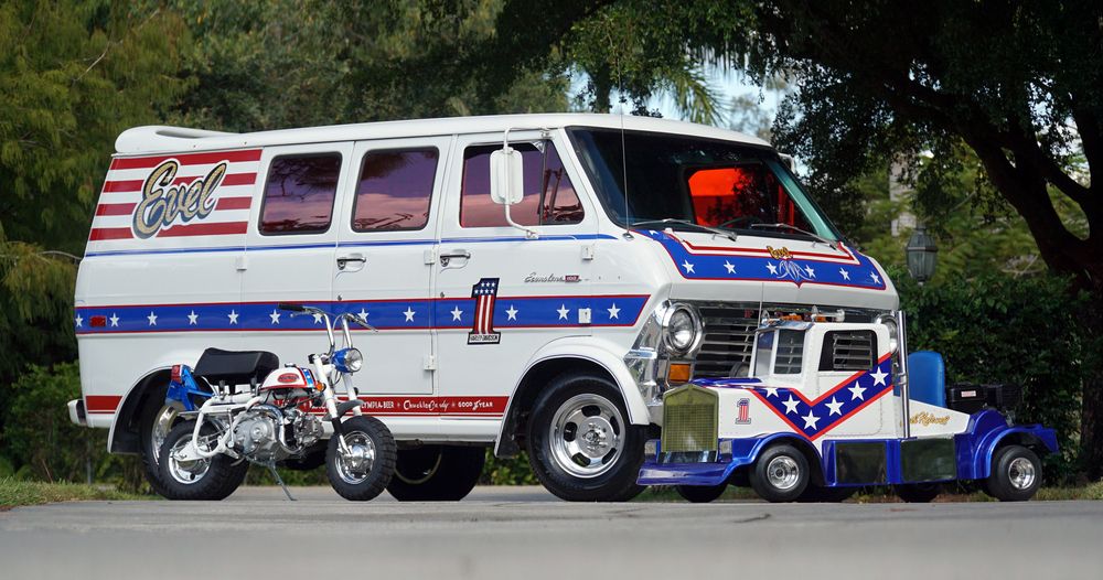 Experience A Blast From the Past With These Cool 70s Custom Vans