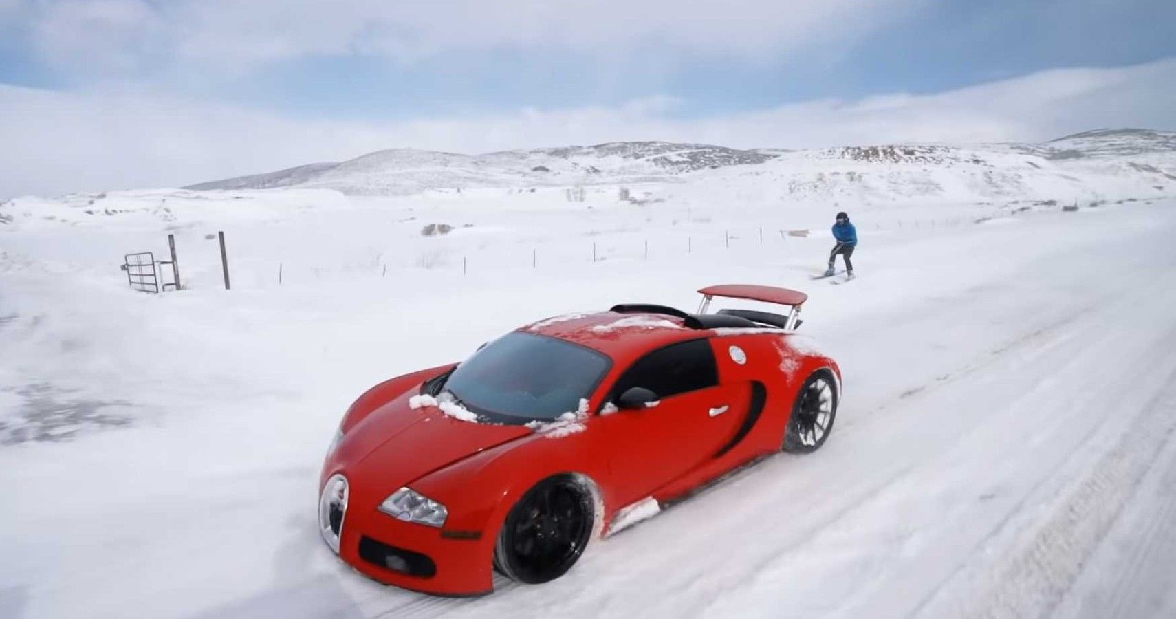 Watch A Bugatti Veyron And Lambo Aventador Play In The Snow