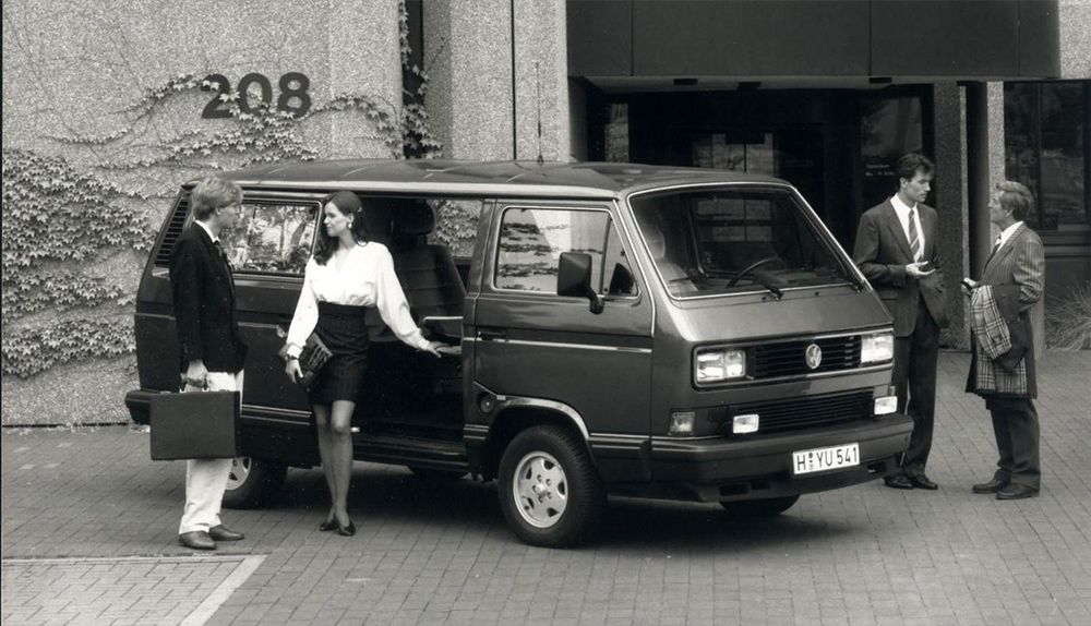 15 Stunning Images Of The VW Bus That Made Us Fall In Love All Over Again