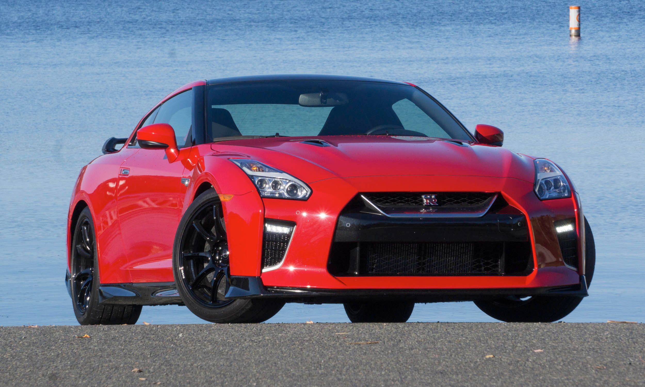 14 Pics Showing The Nissan GTR's Evolution