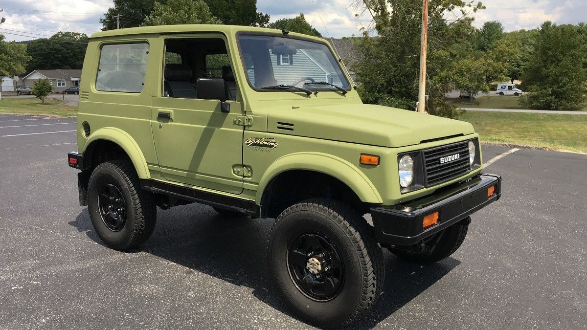 15 Classic SUVs That Absolutely Belong In A Gearhead's Garage
