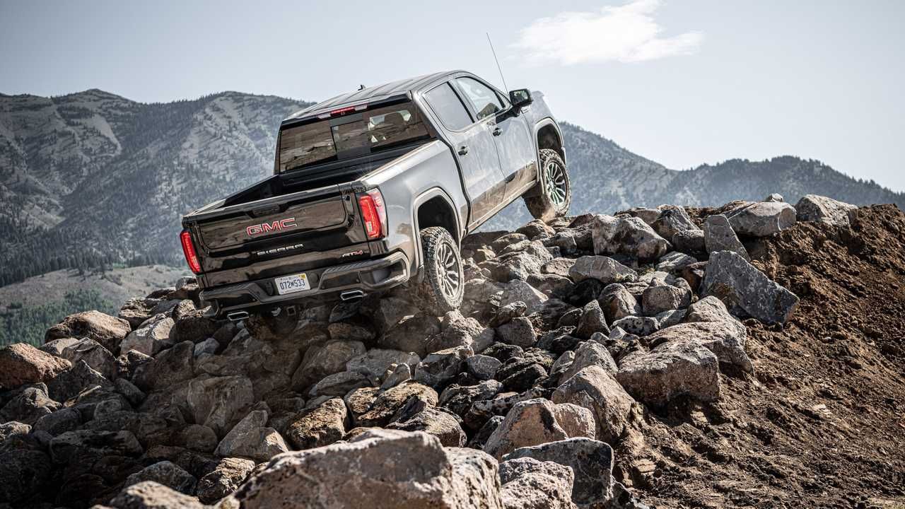 15 New Pickup Trucks That Are Perfect Off-Roaders