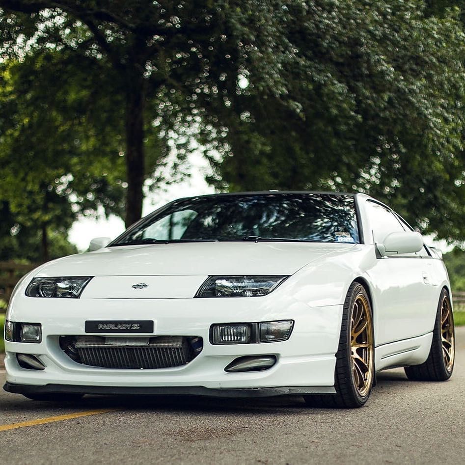 15 Stunning Photos Of Nissan Z Cars We're Obsessed With
