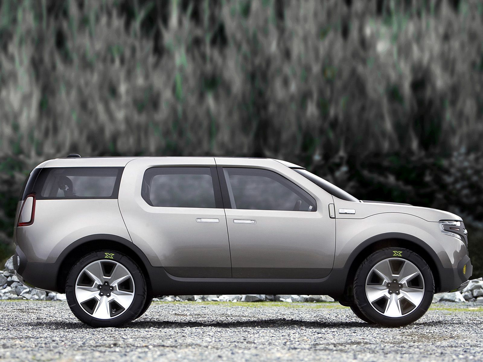 15 Photos Capturing The Ford Explorer's Evolution Through The Years