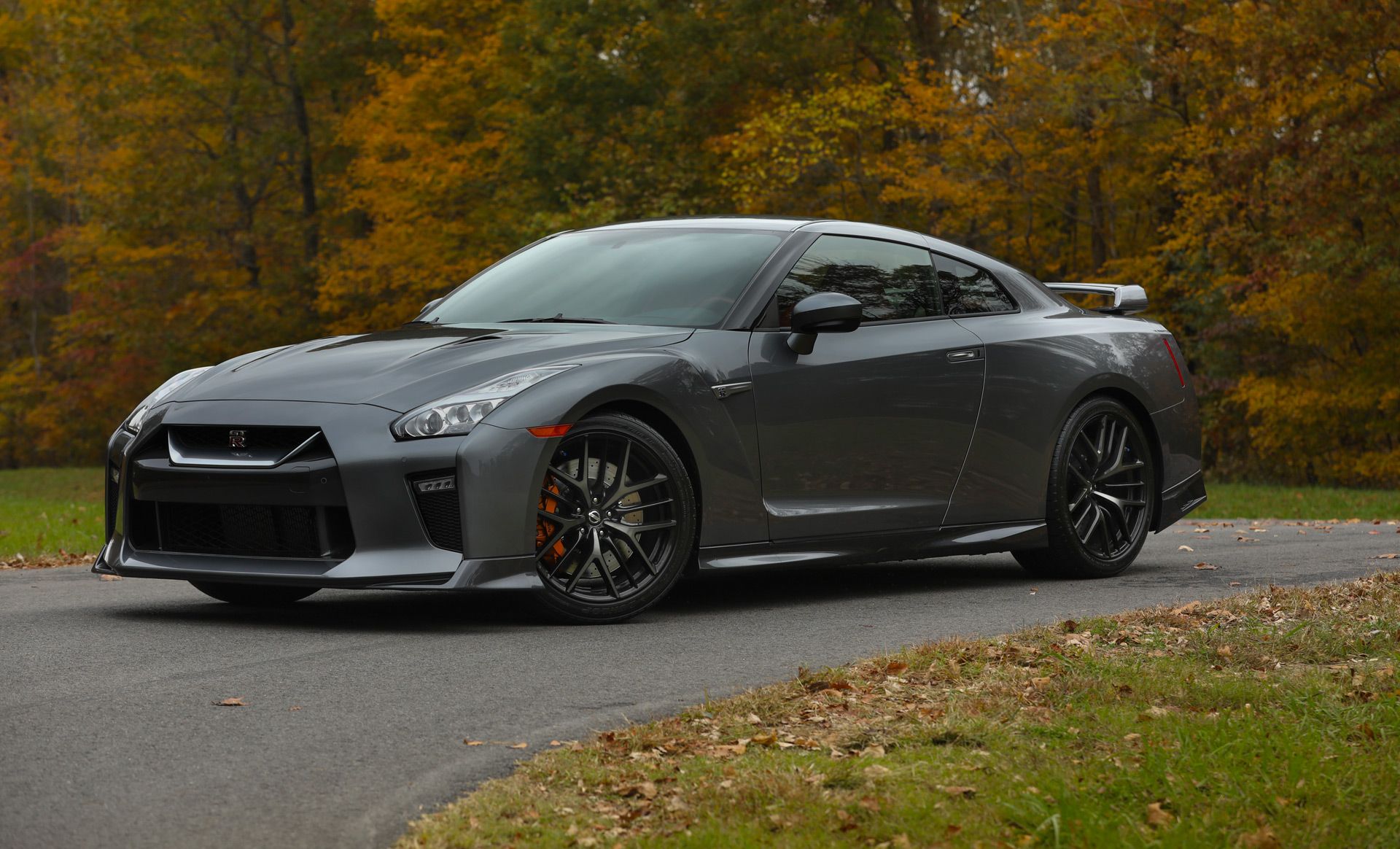 14 Pics Showing The Nissan GTR's Evolution
