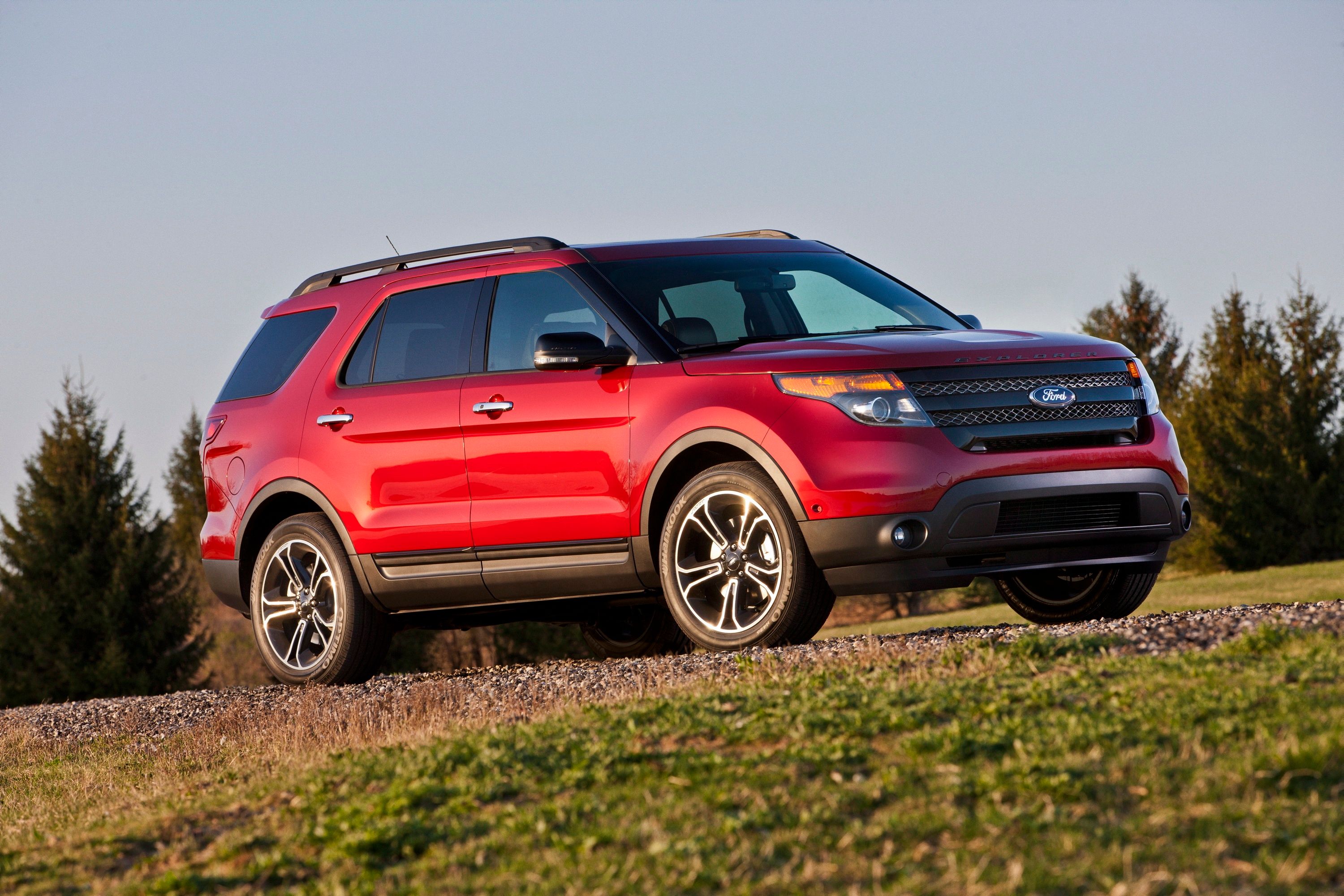 15 Photos Capturing The Ford Explorer's Evolution Through The Years