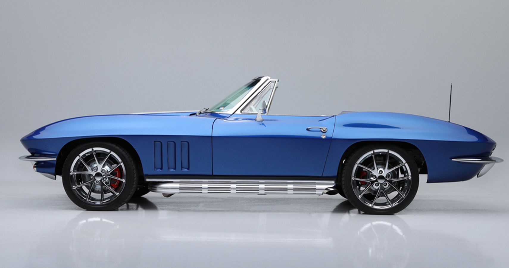 Barrett-Jackson Find: 1966 Chevrolet Corvette Restomod