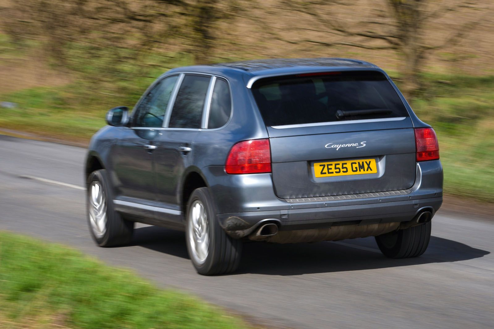 15 Luxury Cars Of The Early 2000s You Can Buy For Pretty Cheap
