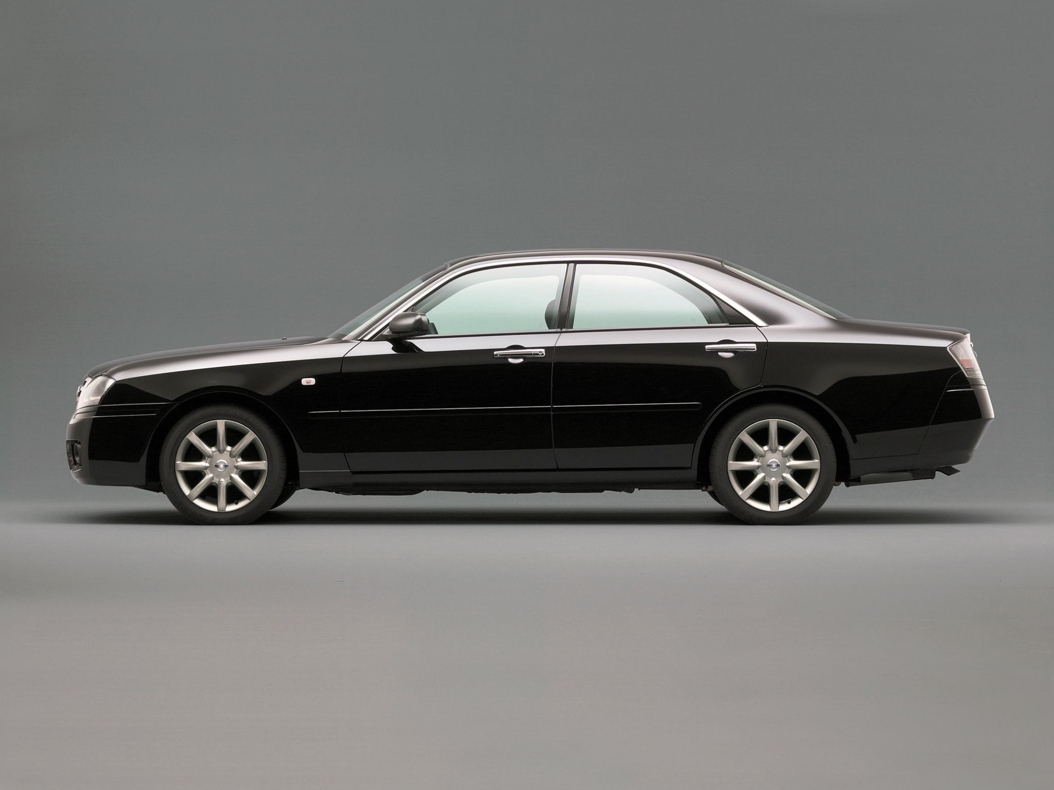 15 Luxury Cars Of The Early 2000s You Can Buy For Pretty Cheap