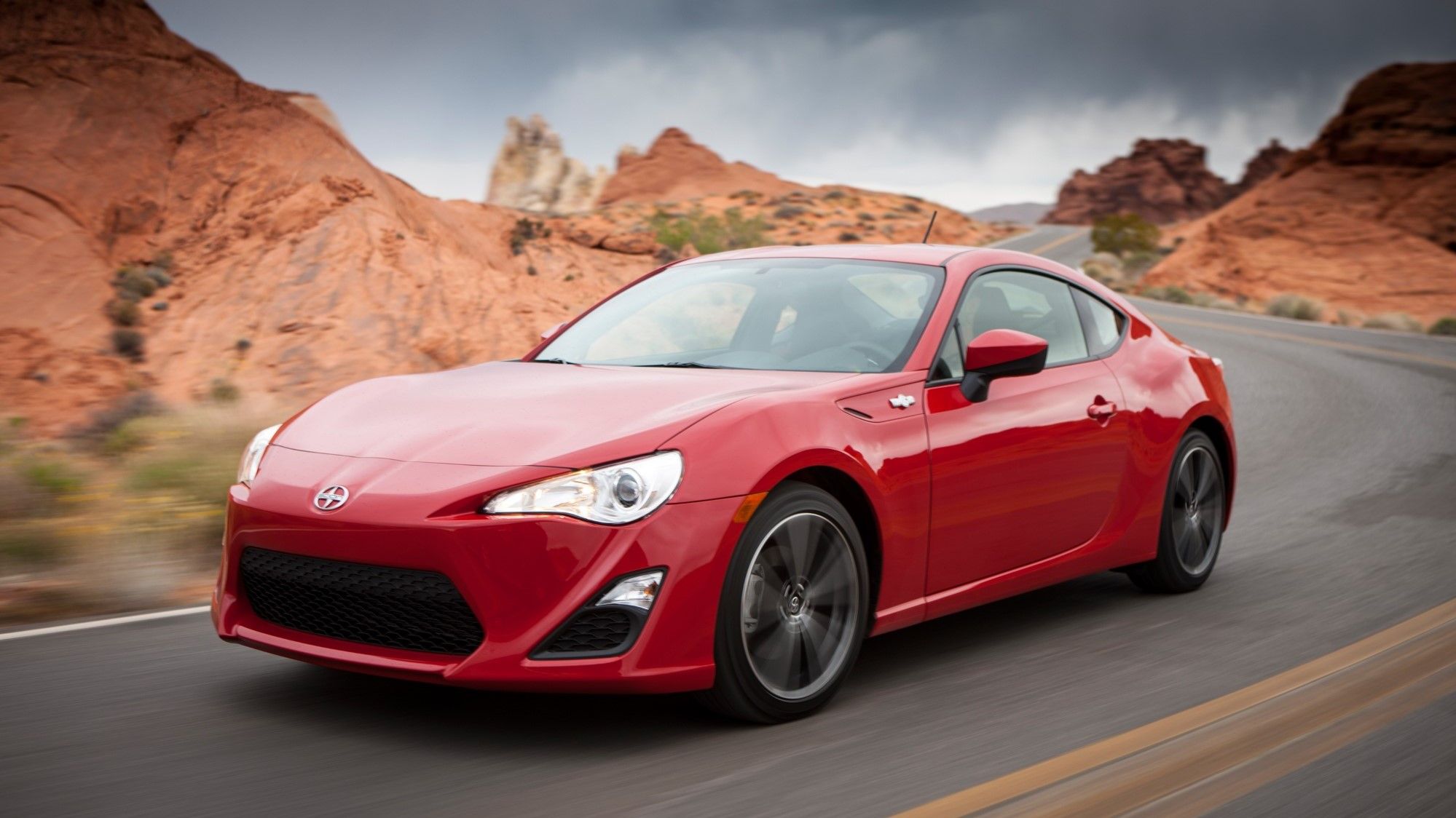 10 Cheap Sports Cars That Are More Fun Than A Camaro (5 That Aren't)