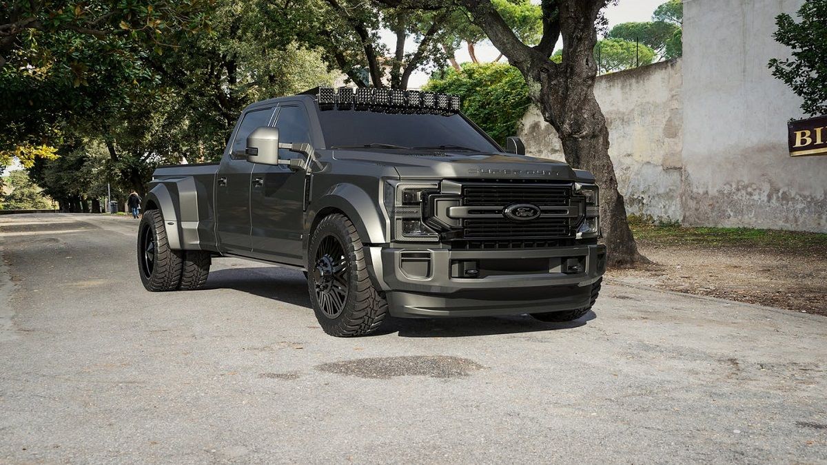 15 Larger Than Life Photos Of The Ford F-450 We Simply Can’t Get Enough Of