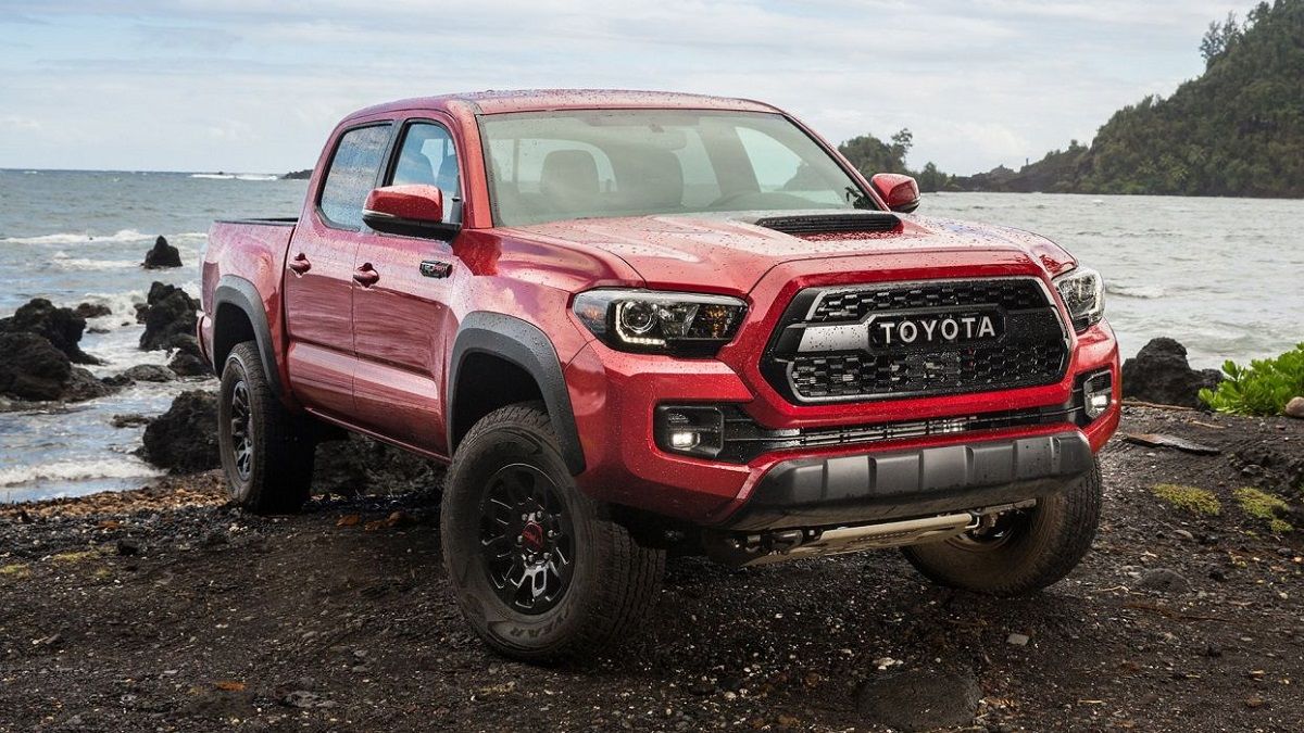 15 Photos That Show You Should Buy Toyota Tacoma Over Any Other Pickup Now