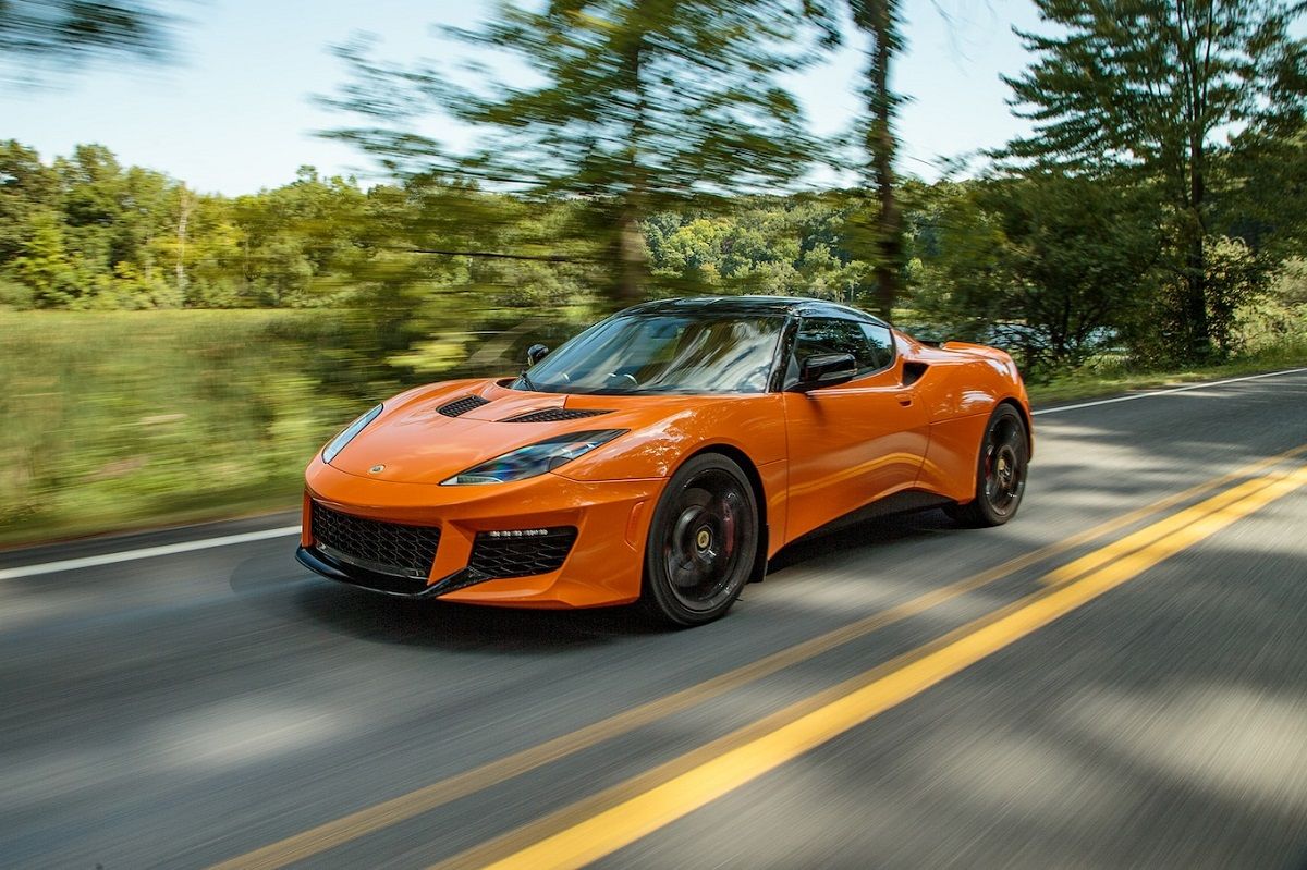 14 Most Memorable Mid-Engine Cars (And 5 Most Forgettable)