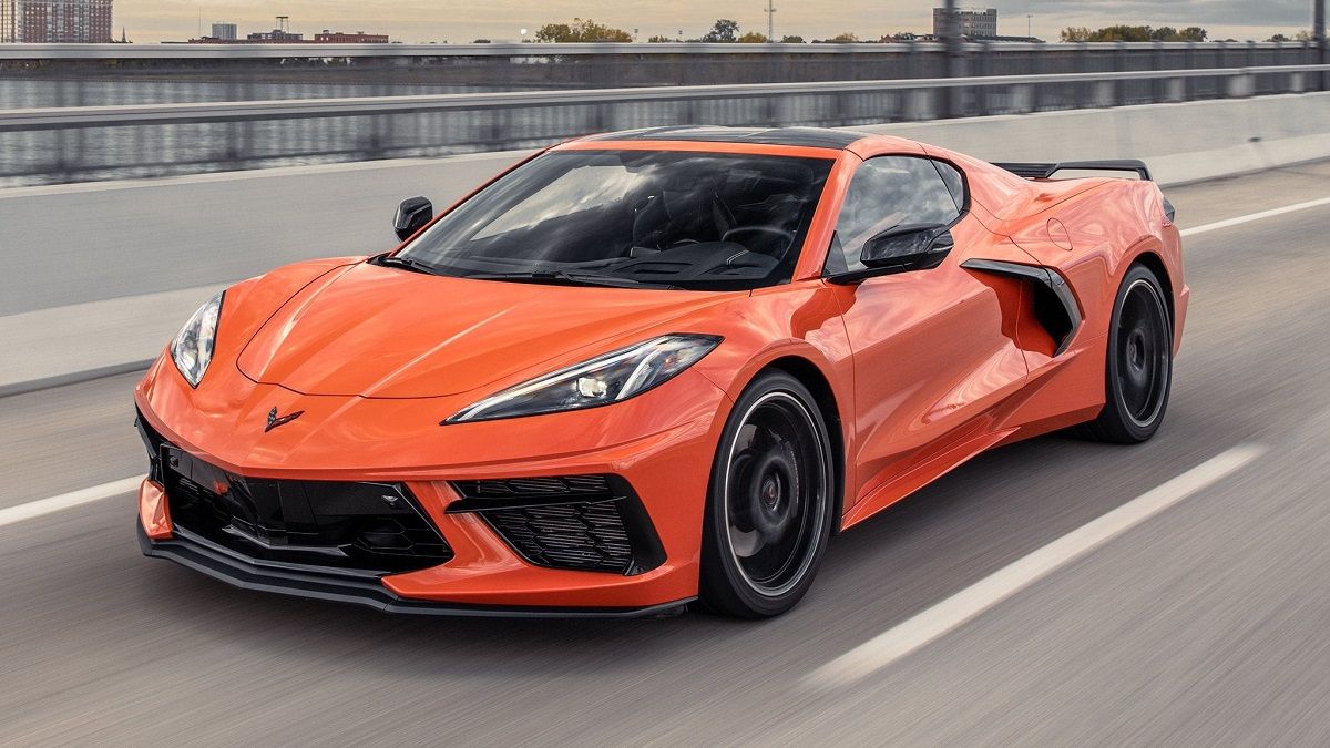 15 Photos Of The 2020 Chevrolet Corvette Looking Gorgeous
