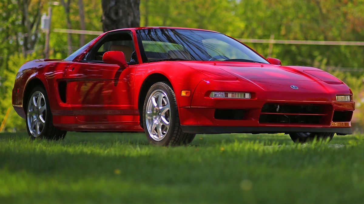 14 Most Memorable Mid-Engine Cars (And 5 Most Forgettable)