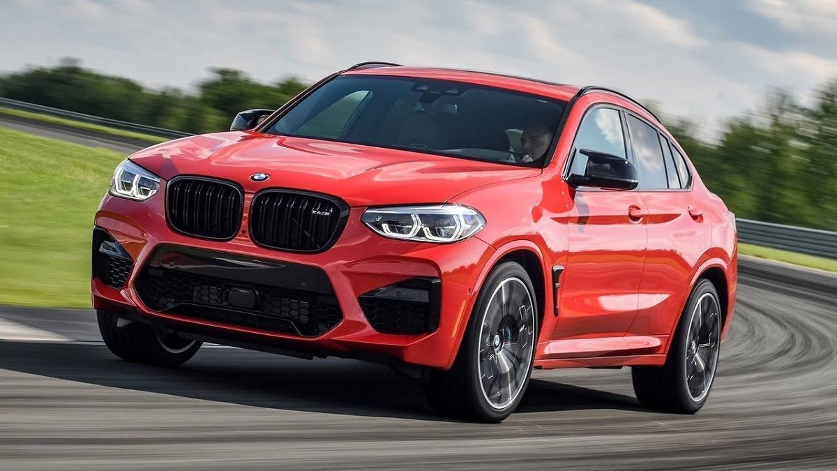 15 SUVs That Can Gallop To 60MPH In Under 5 Seconds