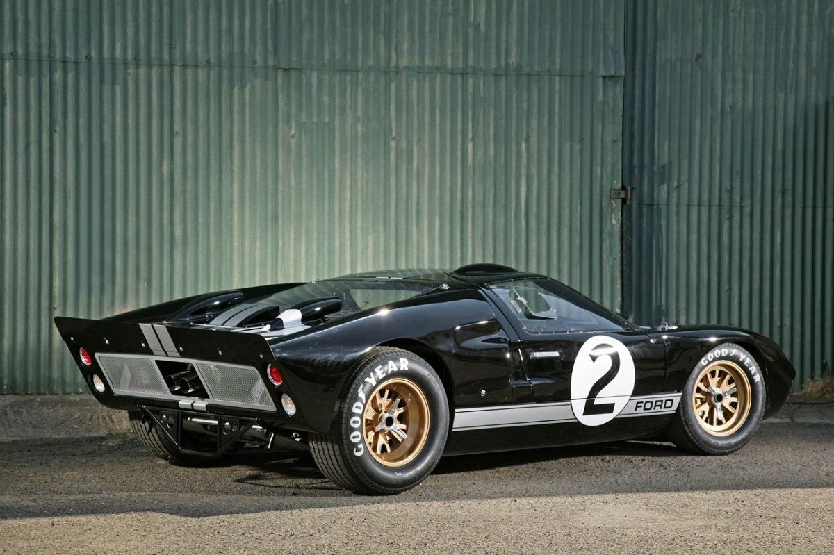 Nostalgia: 15 Stunning Photos To Make You Remember The Original Ford GT40