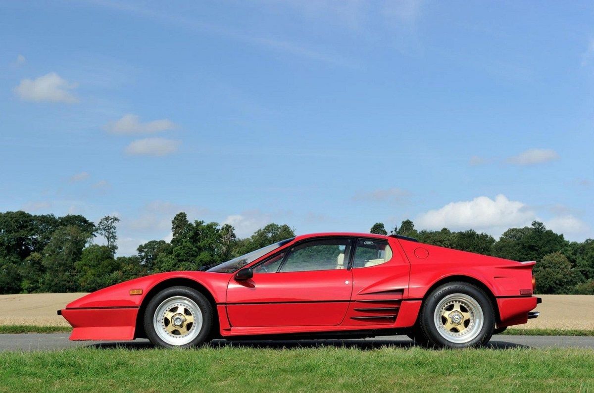 15 Fastest Classic Cars We'd Collect Today