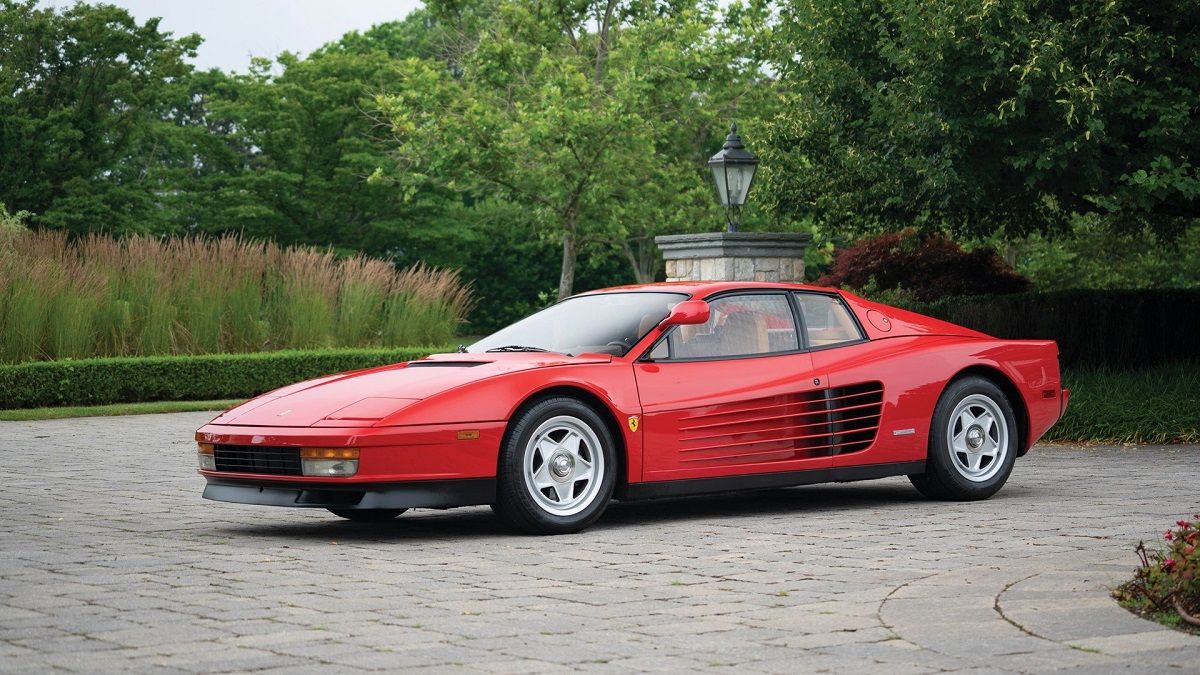 15 Fastest Classic Cars We'd Collect Today