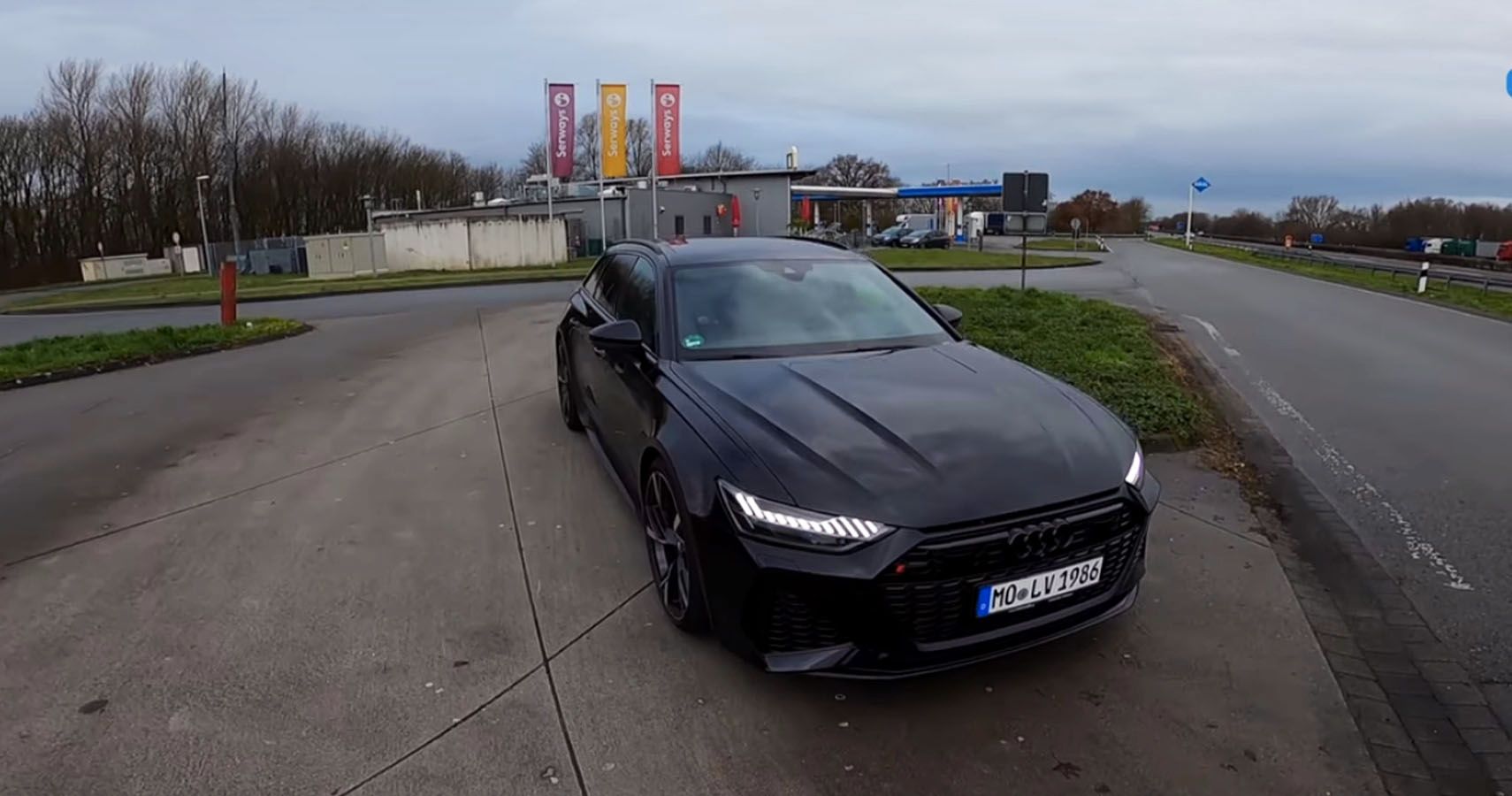 Audi RS6 Avant Hits Top Speed On The Autobahn
