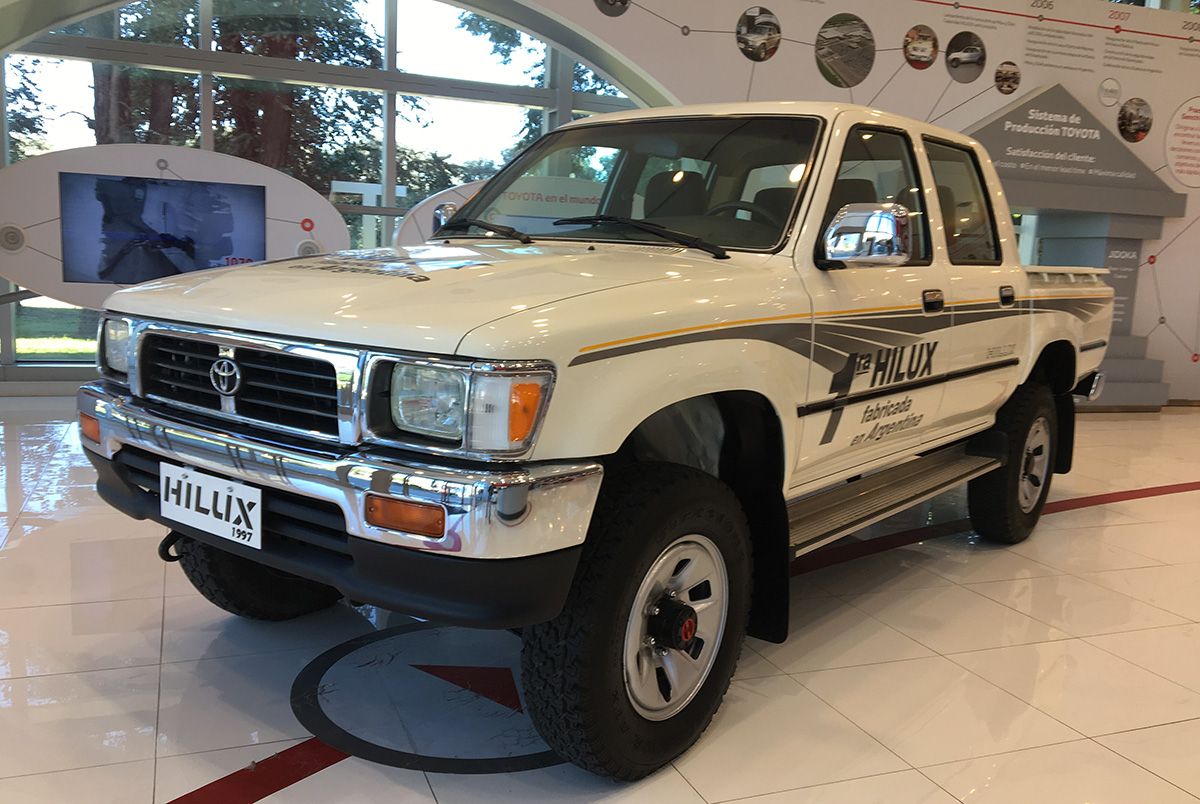 Here Are The Top 15 Trucks From The '90s