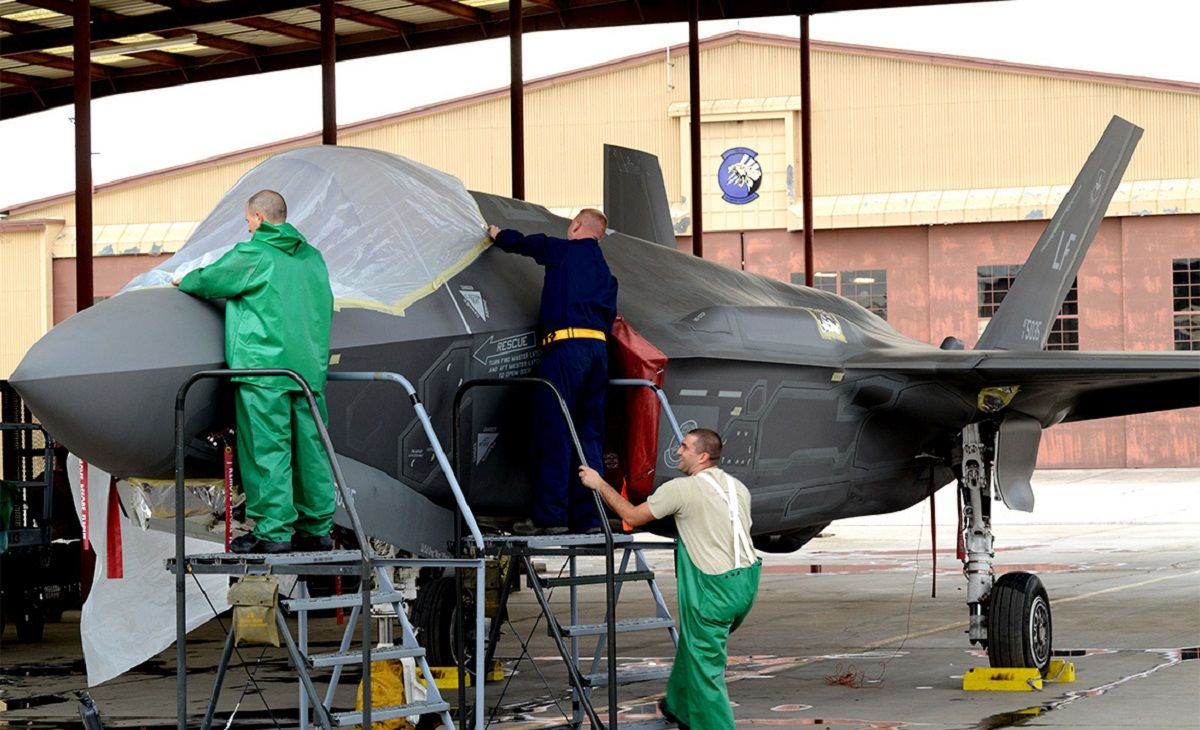 15 Things You Didn't Know About The F-35 Jet