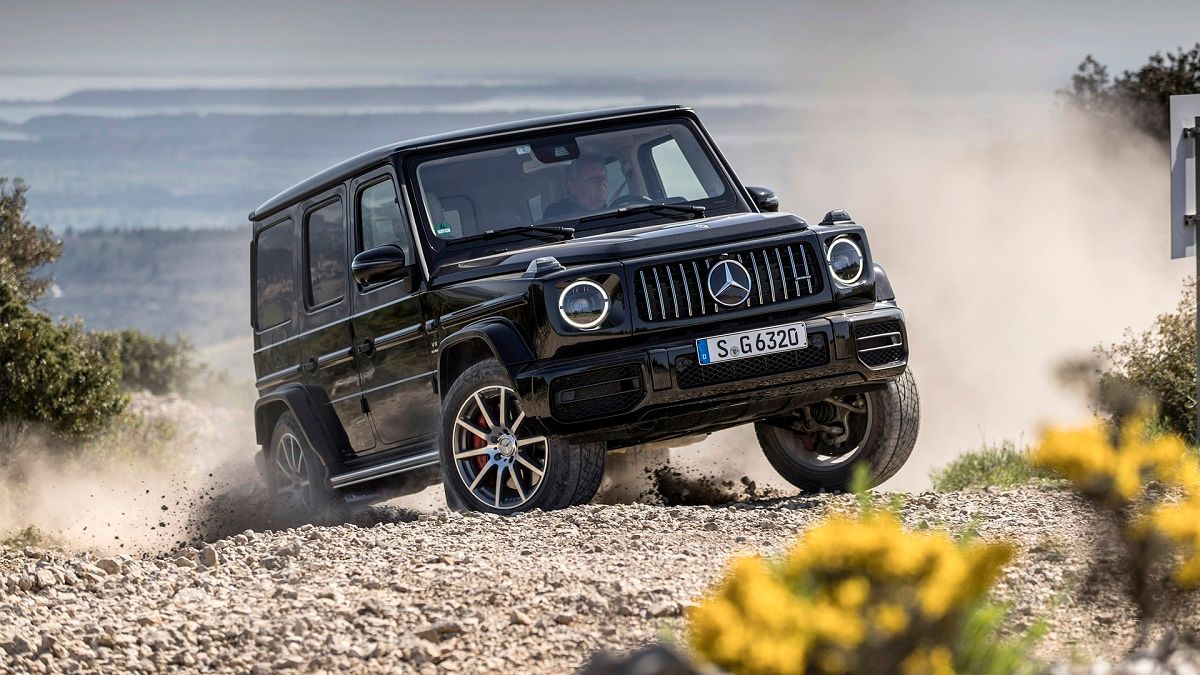 14 Indestructible Vehicles For Surviving A Desert Drive