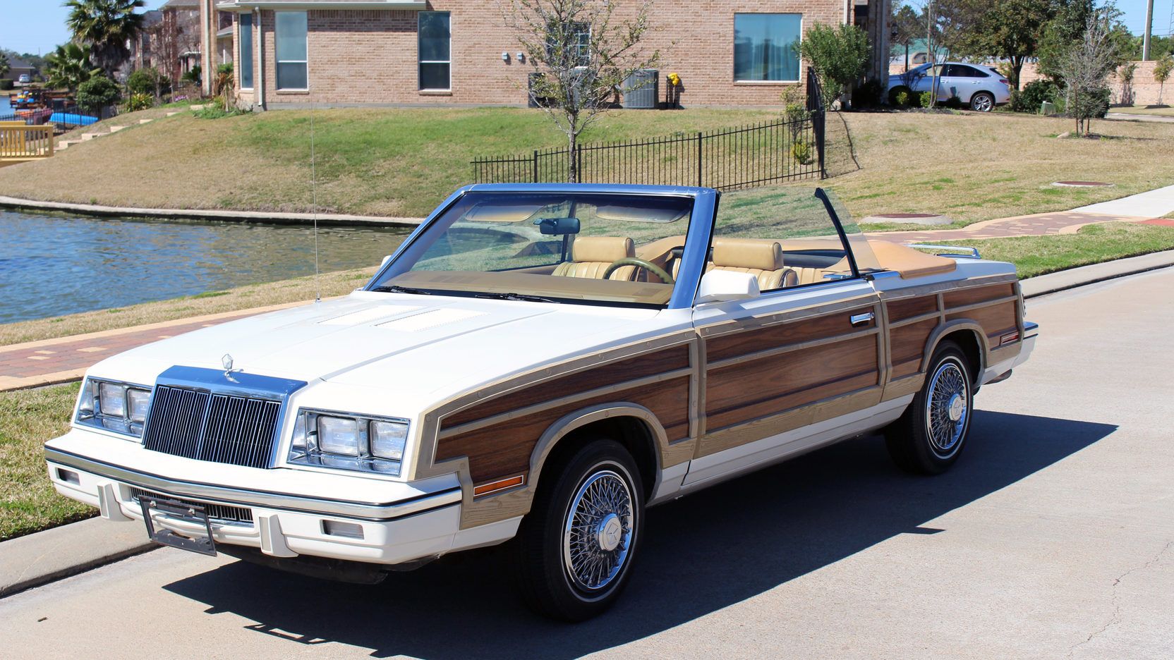 14 Ugliest Cars of the '80s (1 That's Pretty Sick)