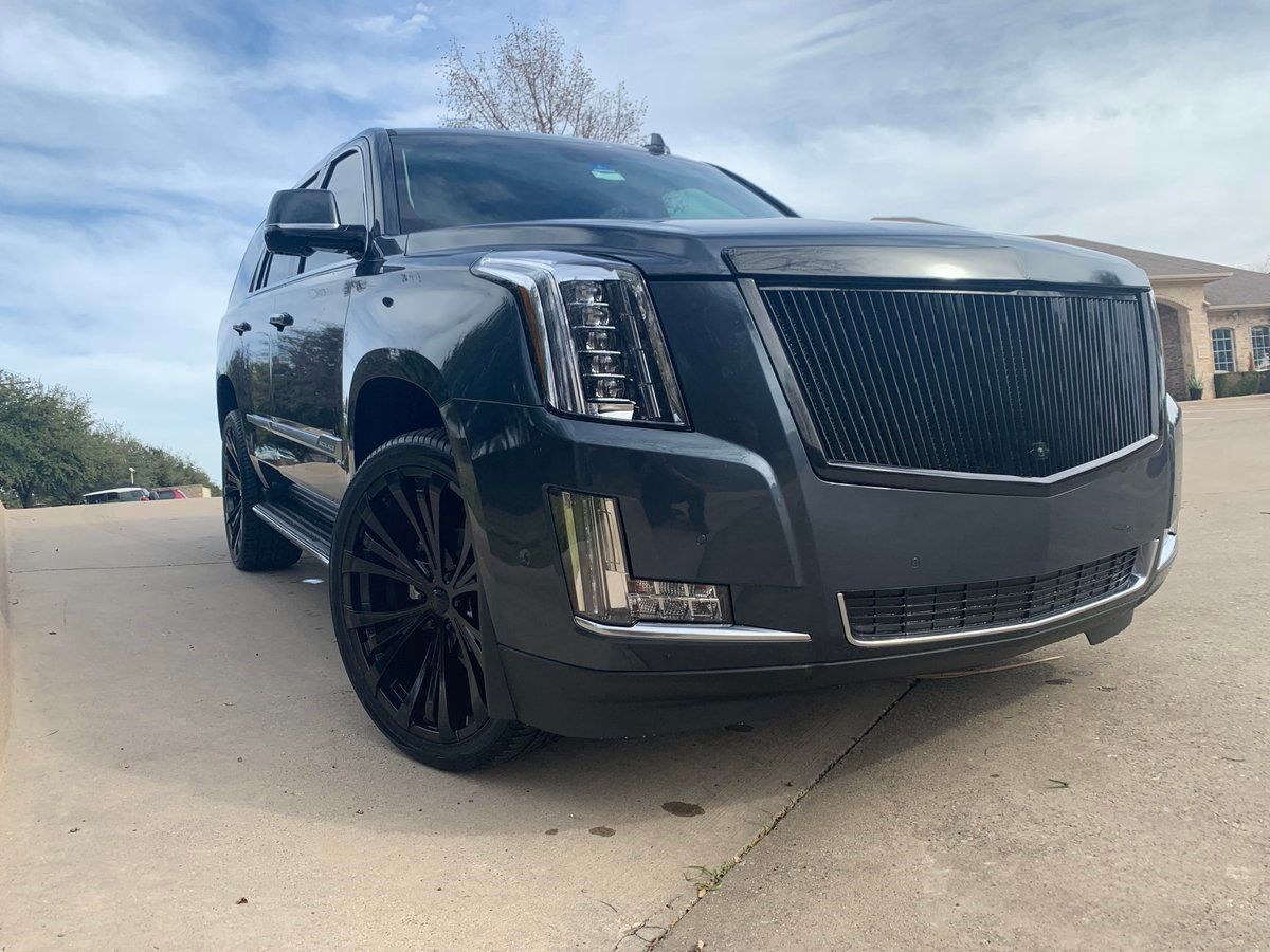 15 Sick Pimped Out Escalades