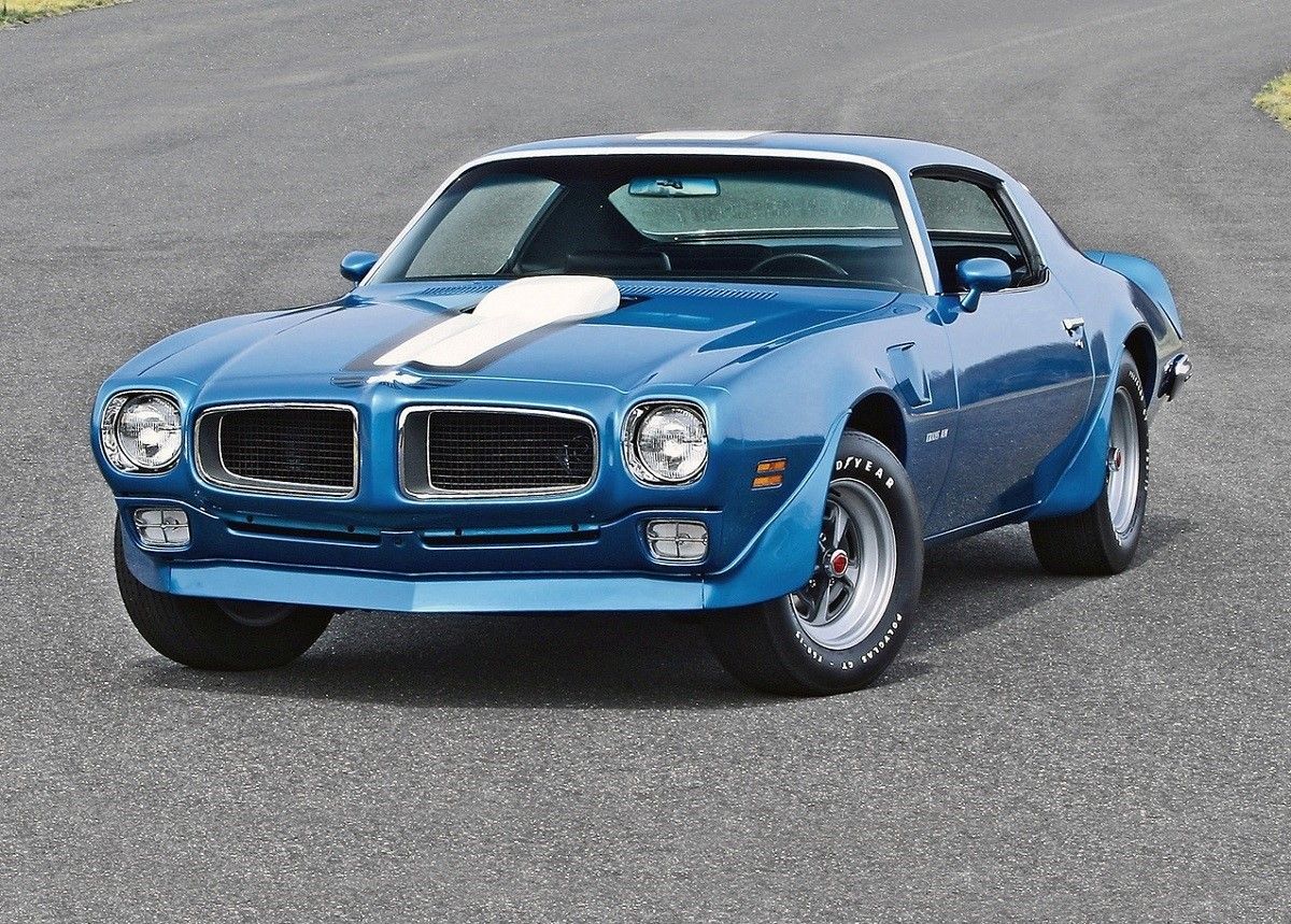 10 American Performance Cars That Are A Breeze To Maintain