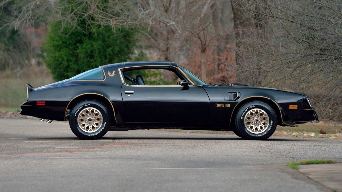 15 Things You Need To Know About The Pontiac Firebird Trans Am