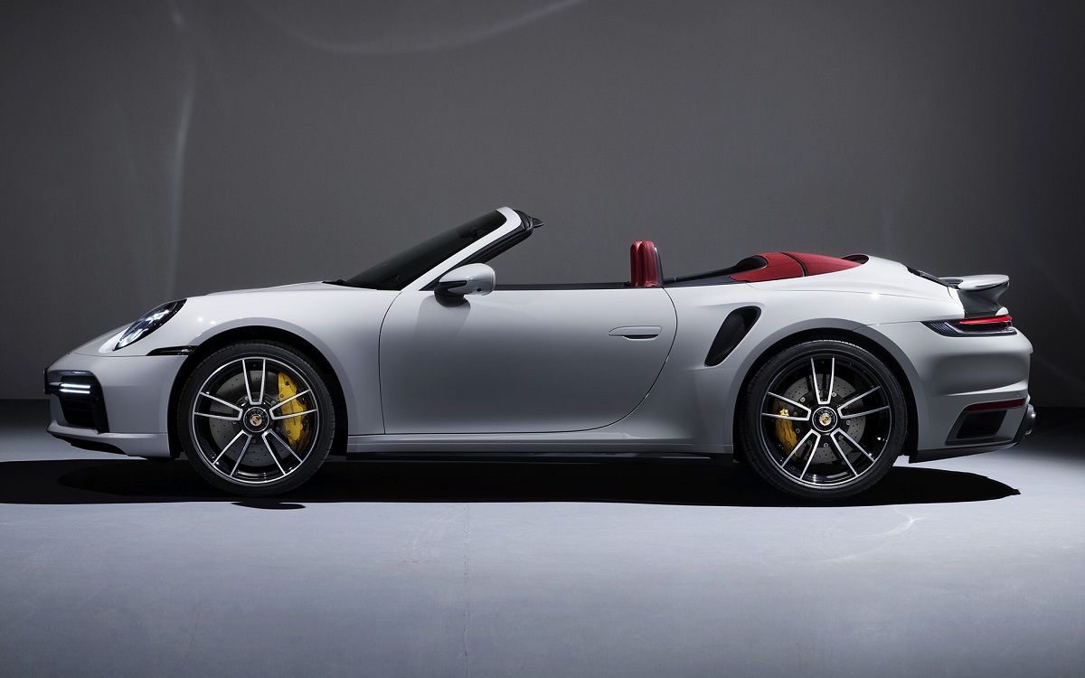 14 Features Of The Seductive 2020 Porsche 911 Carrera S Cabriolet