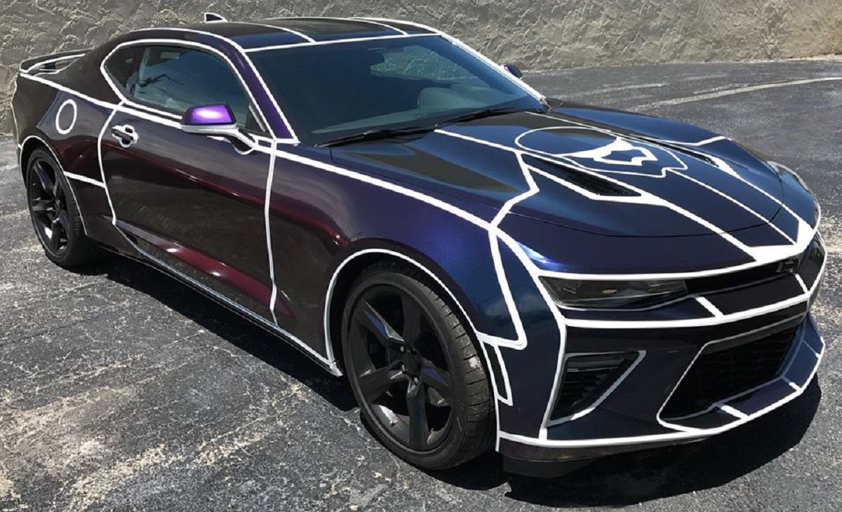 15 Pics Of Camaros In Sick Car Wraps