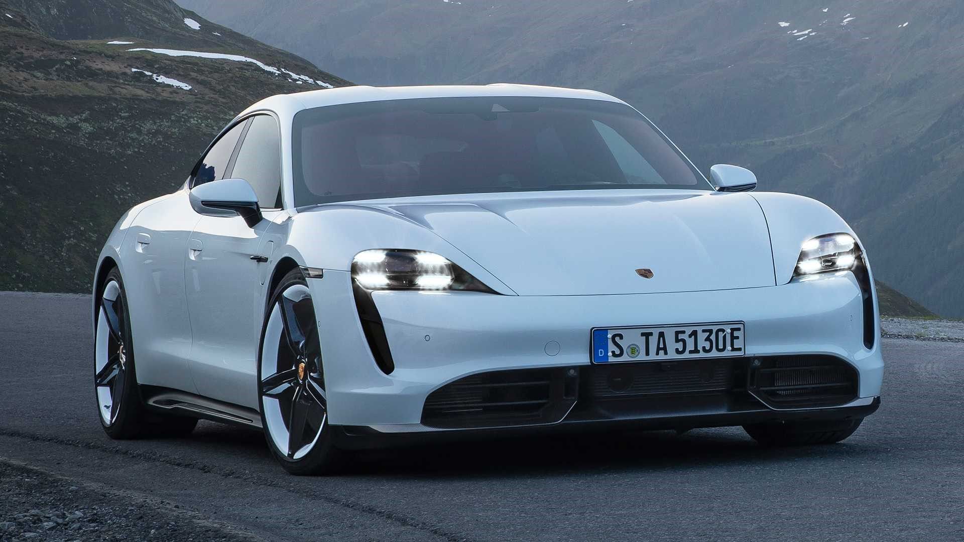 15 Quickest Cars On The Market In 2020