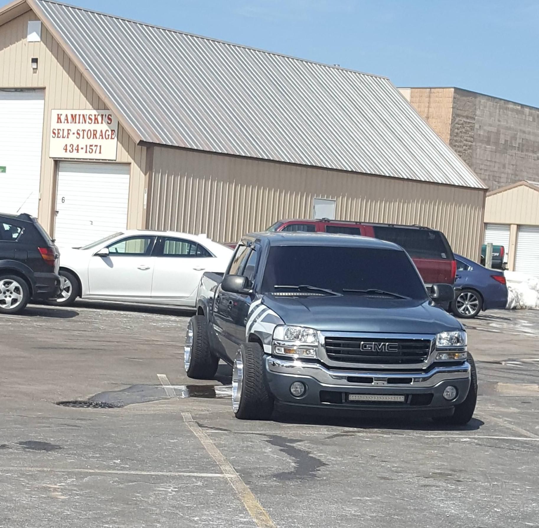 15 Disastrous Photos Of Stanced Trucks