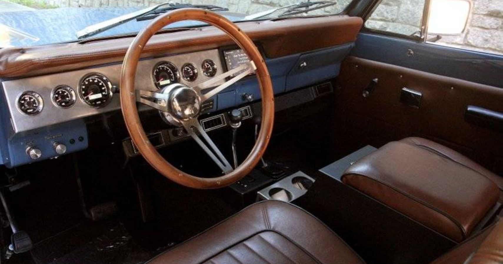 Restomodded 1976 International Scout II Looks Ready To Rumble