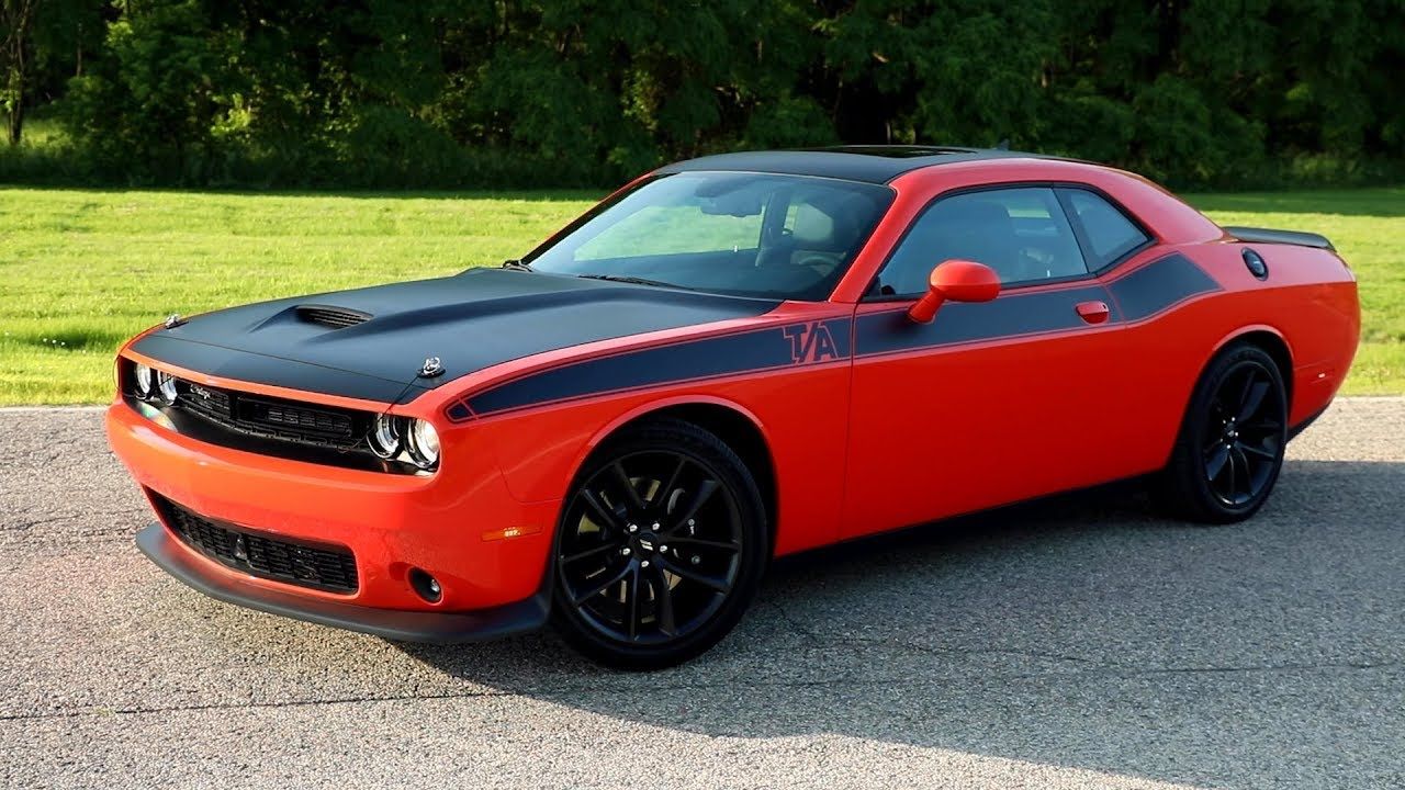 Dodge Taking Orders For $3,995 Challenger T/A Graphics Pack