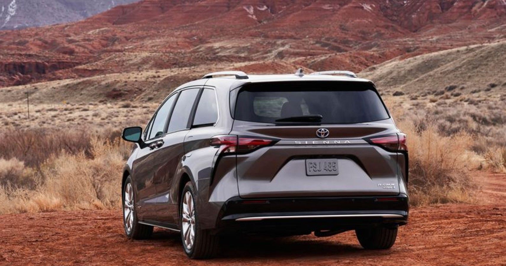 2021 Toyota Sienna Minivan Boasts Wild Looks, Hybrid Power
