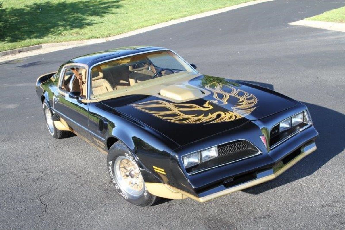 14 Little-Known Facts About The Smokey And The Bandit Trans-Am