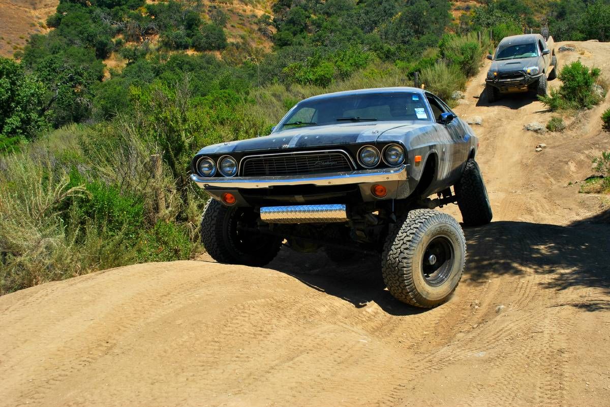 10 Dodge Challengers That Were Modified To Perfection (6 That Were Ruined)