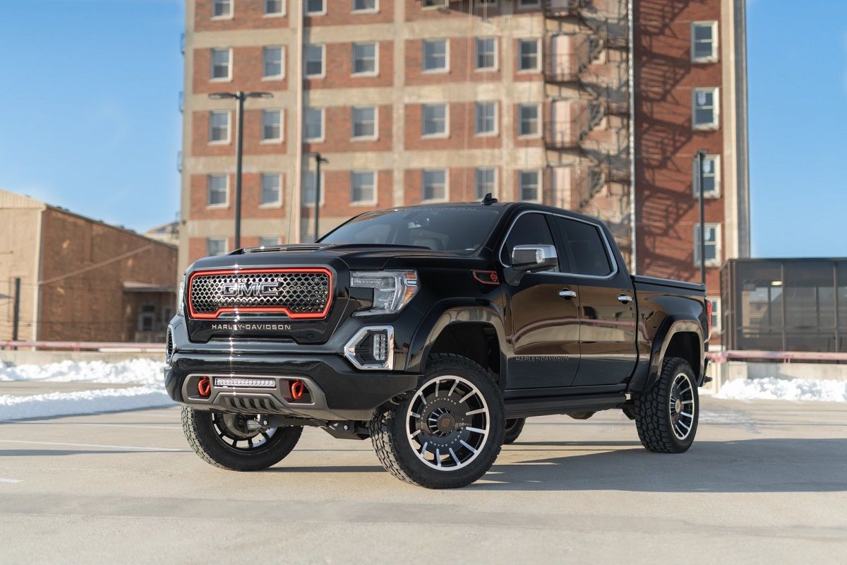 15 Sick Pics Of Modified GMC Sierra 1500s