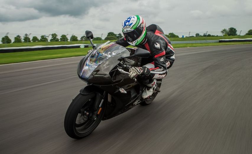 15 Street Legal Superbikes That Take Less Than 3 Seconds To 60 MPH