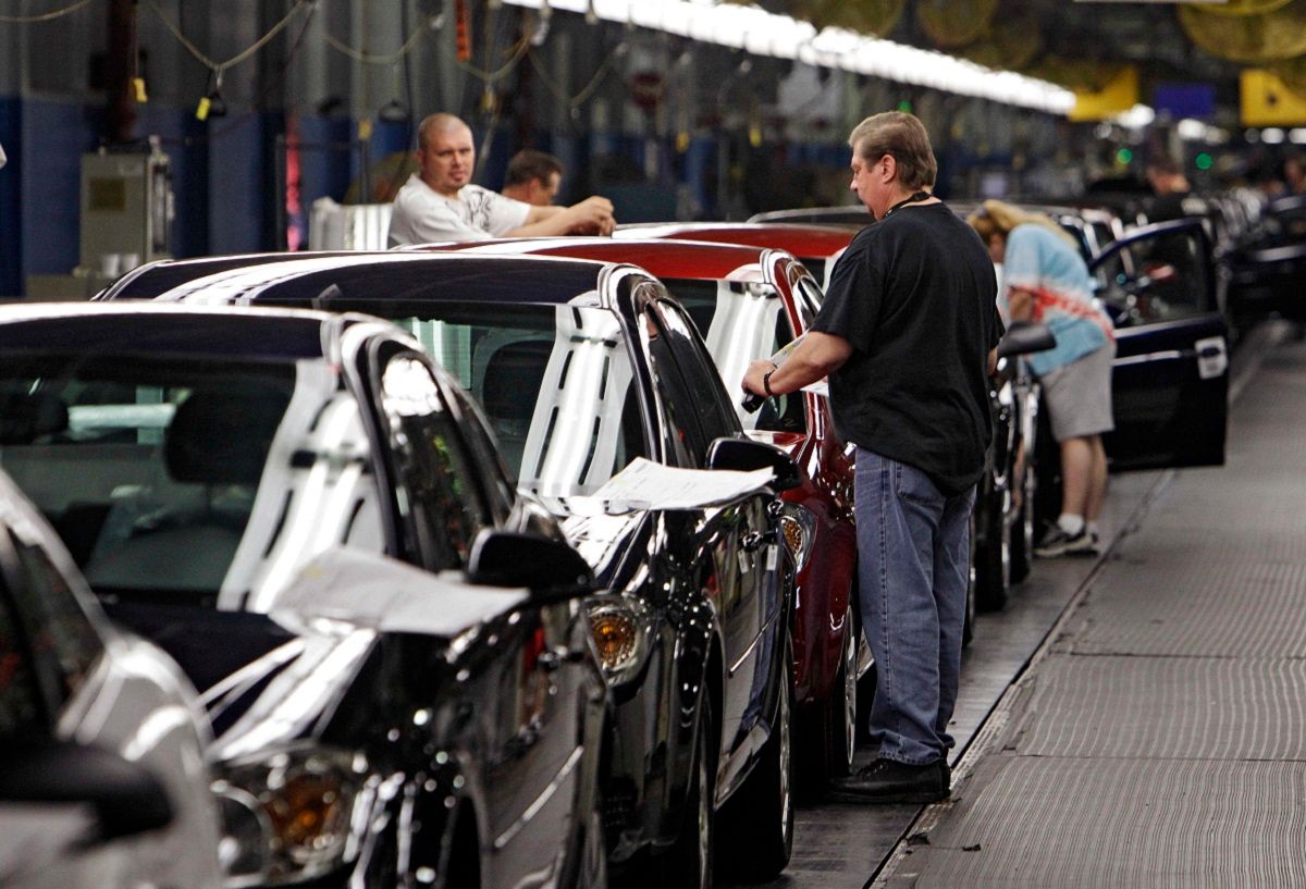 Here Are The Rules Every GM Employee Must Follow