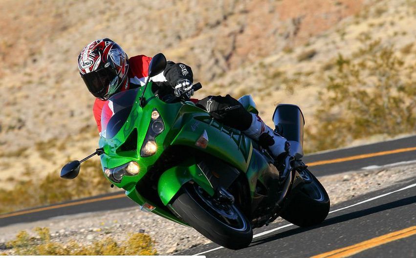 15 Street Legal Superbikes That Take Less Than 3 Seconds To 60 MPH