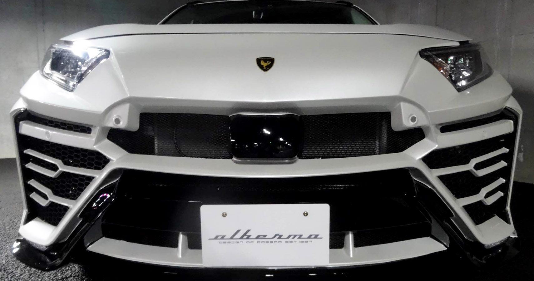 Lambo Bodykit Transforms Toyota RAV4 Into A Urus