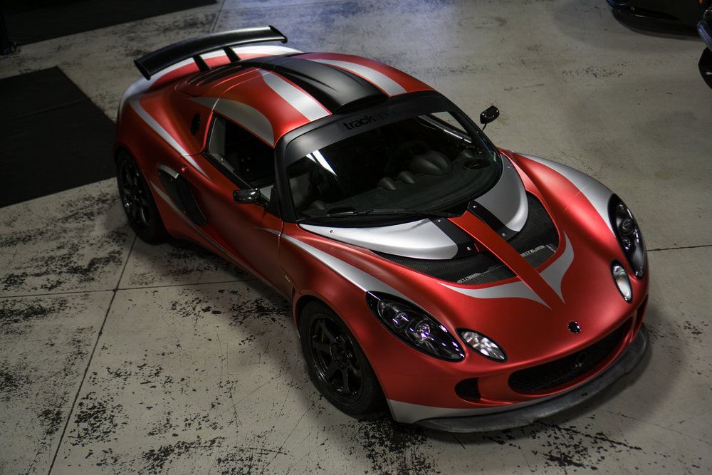 15 Photos Of Supercar Vinyl Wraps That Paid Off