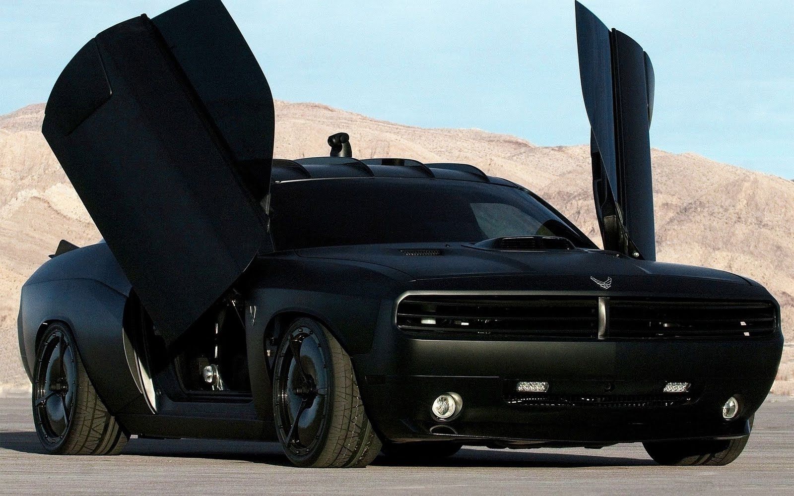 10 Dodge Challengers That Were Modified To Perfection (6 That Were Ruined)