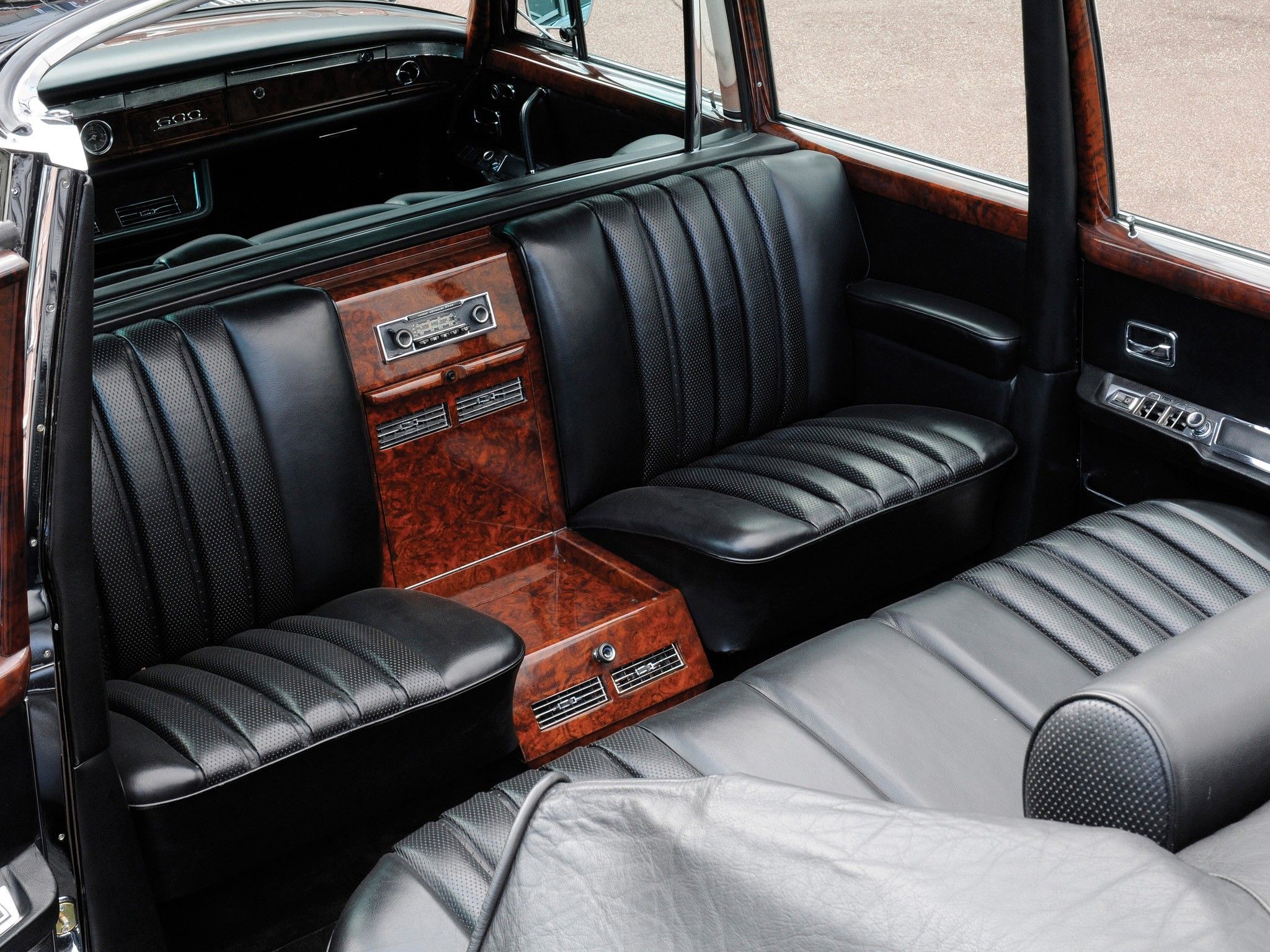 The True Story Behind John Lennon's Mercedes-Benz 600 Pullman