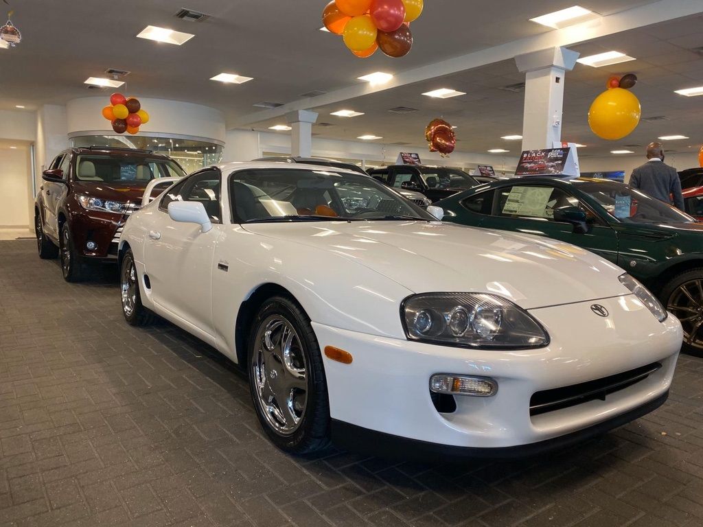 5 90s Sports Cars Built For The Track (5 Built For Touring)