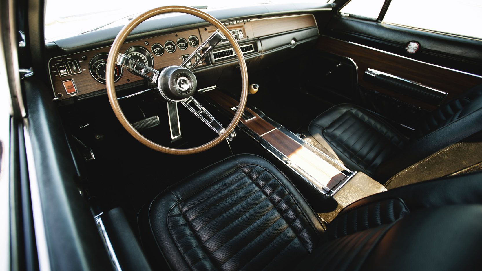 15 Nostalgic Photos Of Classic Muscle Car Interiors